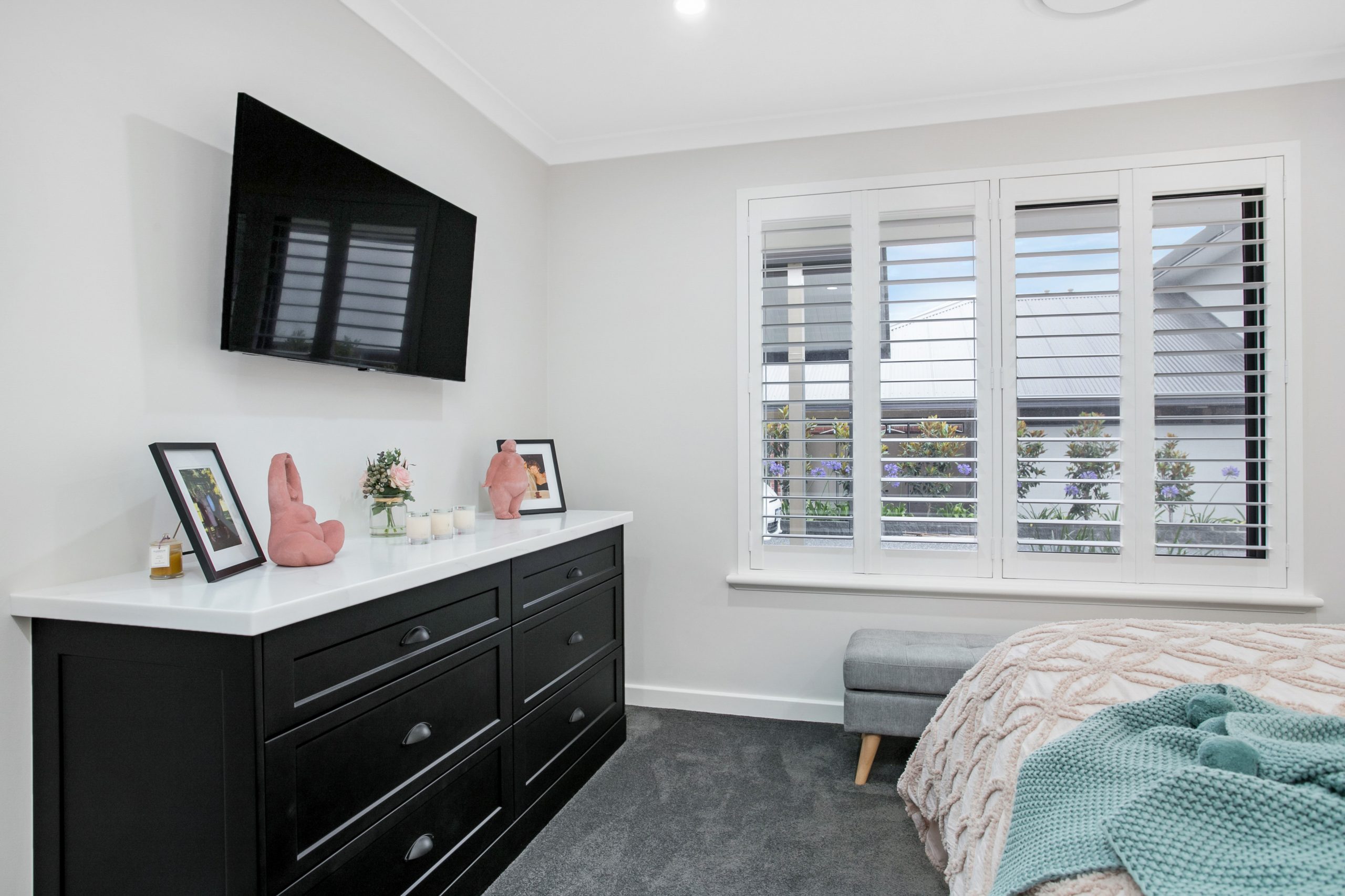 Corian & Staron Benchtops – Kingston Kitchens